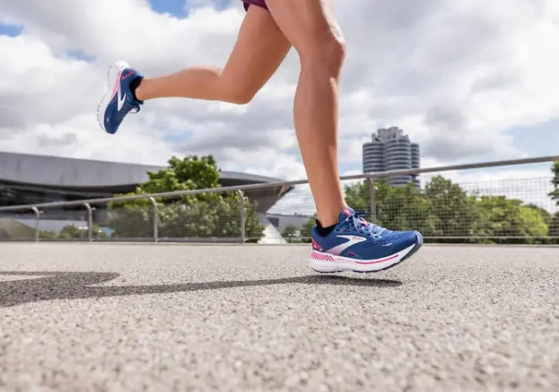 Neutral vs. Stability Running Shoes – Poobie Naidoo's